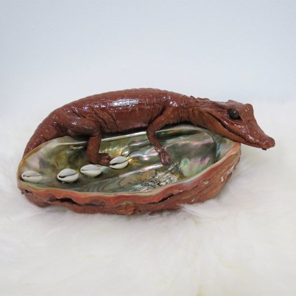 no brand | Accents | Unique Vintage Taxidermy Alligator Abalone Shell ...